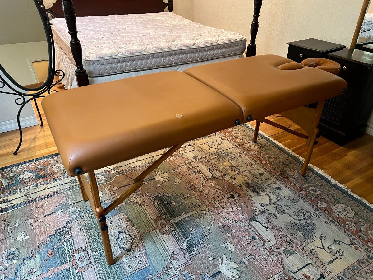 Master Massage Tables Chicago Brown Leather Collapsible Table