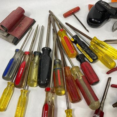 Mixed Lot of Vintage Used Hand Tools Screwdrivers Pliers Clamps Saws ...