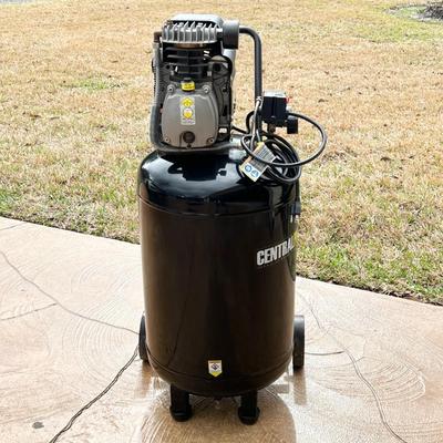 CENTRAL PNEUMATIC ~ 21 Gallon 2.5 HP Air Compressor | EstateSales.org