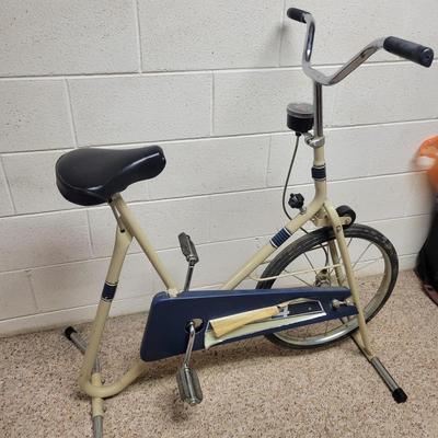 Vintage DP 124 Exercise Bike (GR-DW) | EstateSales.org