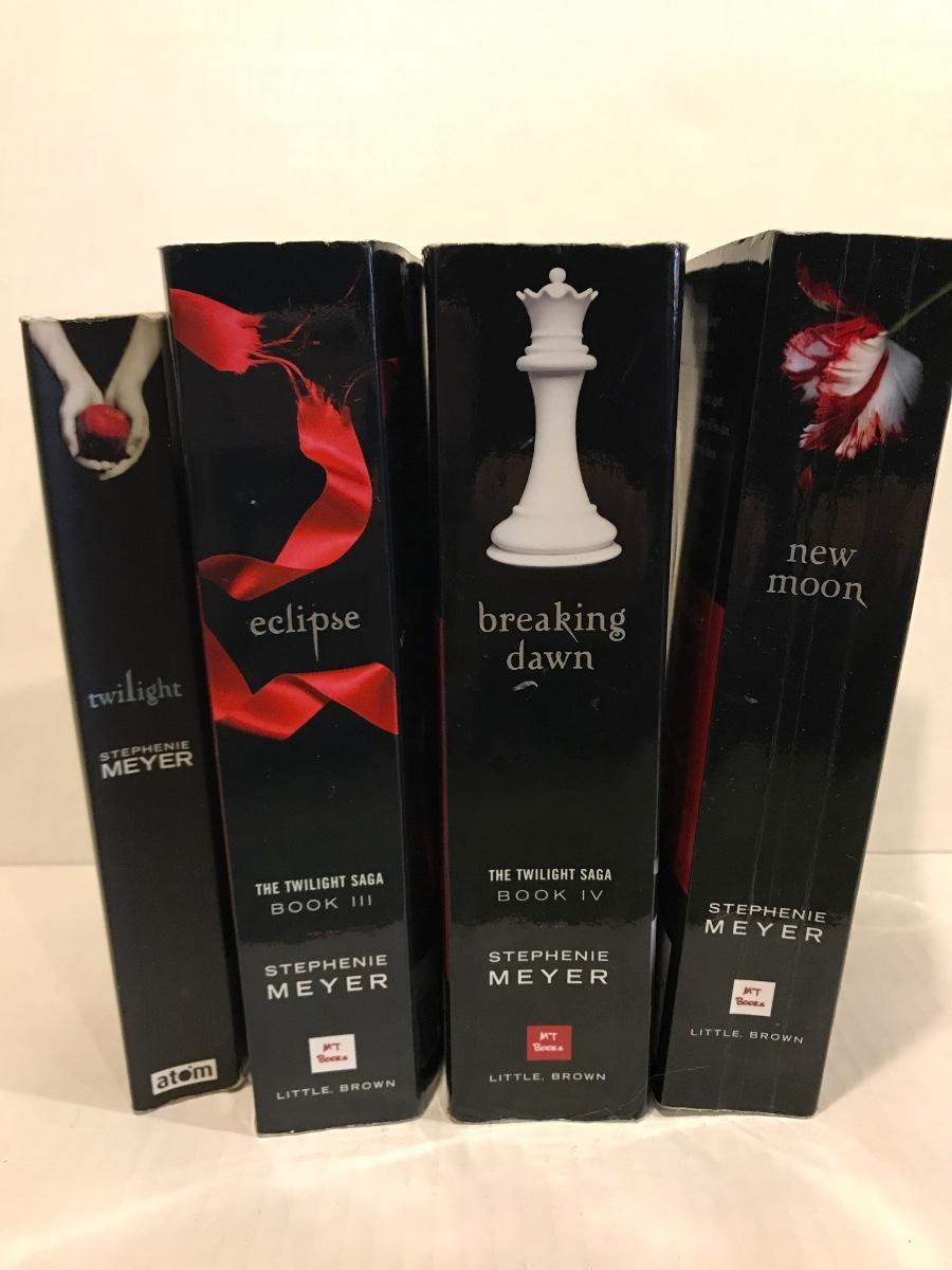 Twilight Series books | EstateSales.org