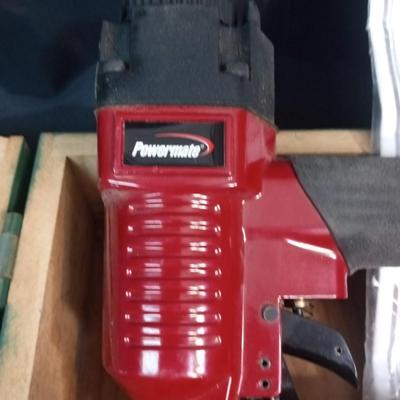 POWERMATE 2 IN 1 NAILER/STAPLER IN WOODEN BOX WITH KEY | EstateSales.org