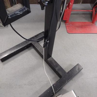 Rapid 106 Electric Power Stapler with Foot Pedal Function | EstateSales.org