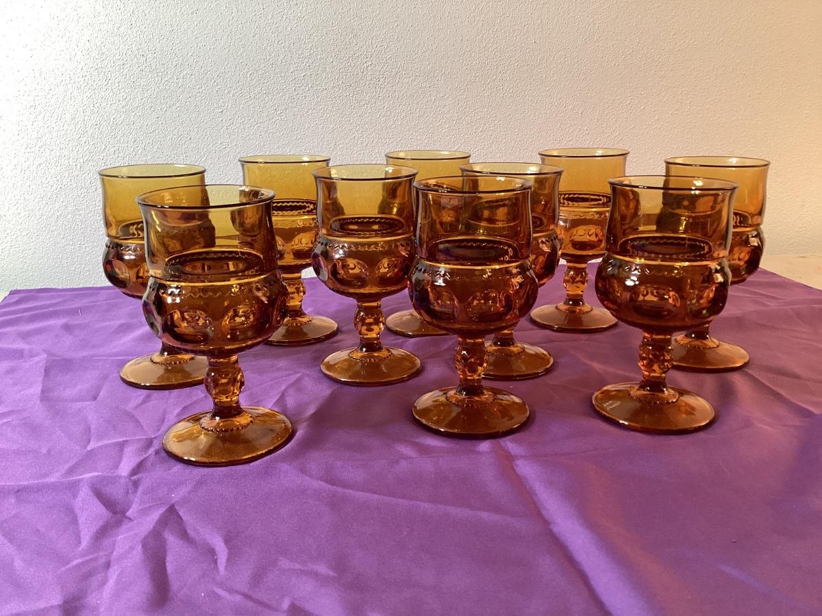 Kings crown goblets 10 glasses | EstateSales.org