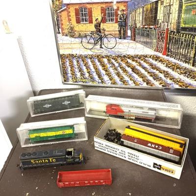 GREAT MINIATURE TRAIN SET, TRACKS, ACCESSORIES AND TWO WOODEN 3 SHELF ...