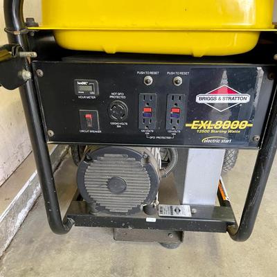 Briggs and Stratton EXL8000 Generator | EstateSales.org