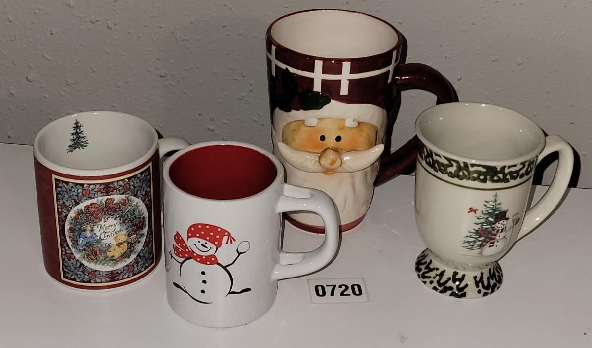 Christmas Mugs | EstateSales.org
