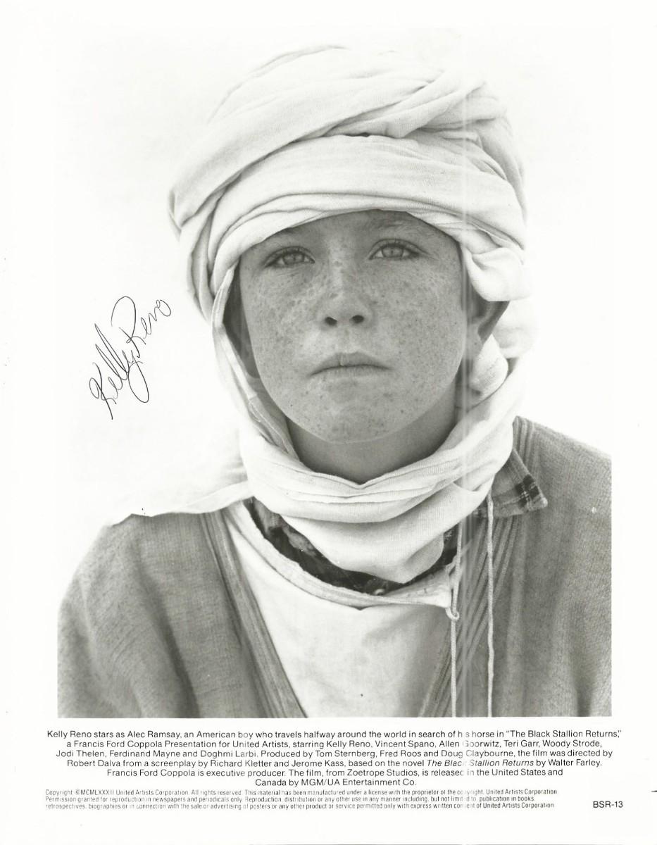 Kelly Reno Signed Photo | EstateSales.org