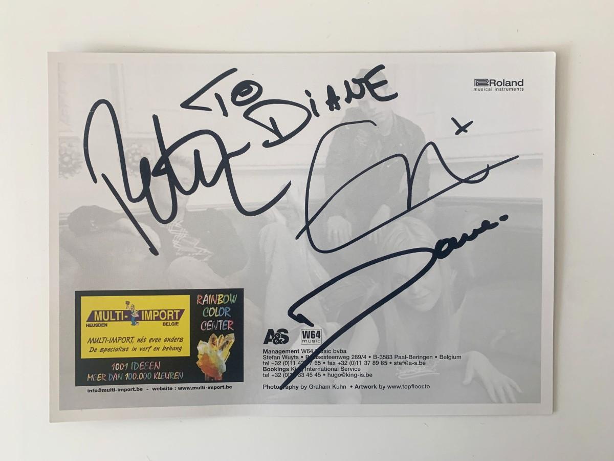 Lasgo signed promo card | EstateSales.org