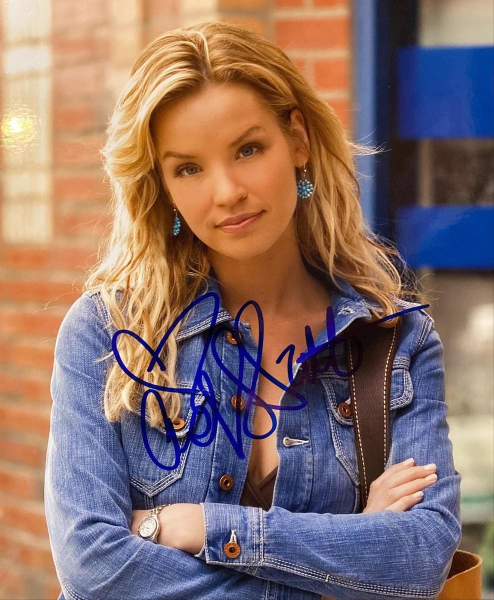 Ashley Scott signed photo | EstateSales.org