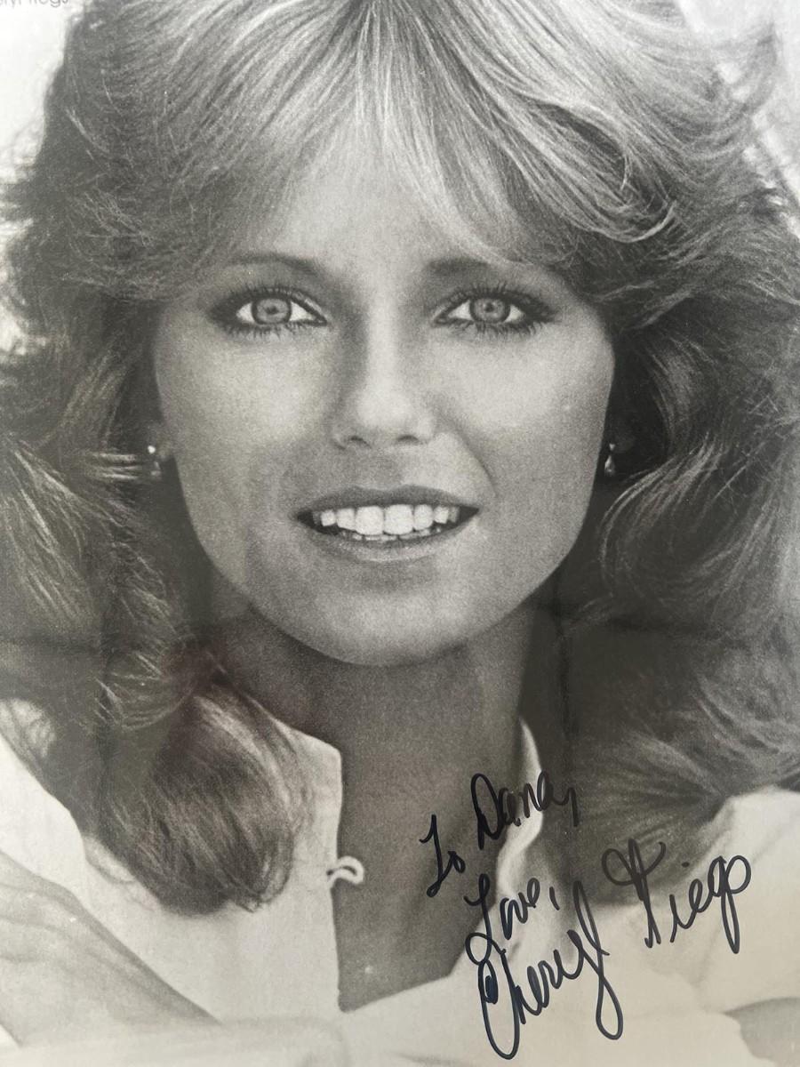 Cheryl Tiegs signed photo | EstateSales.org