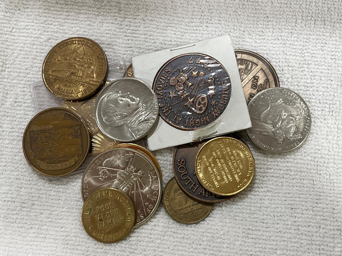 Lot of tokens | EstateSales.org