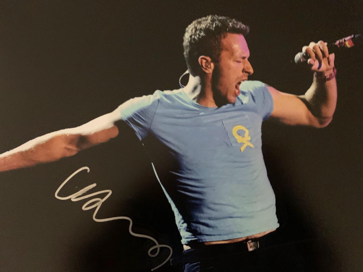 Coldplay Chris Martin signed photo | EstateSales.org