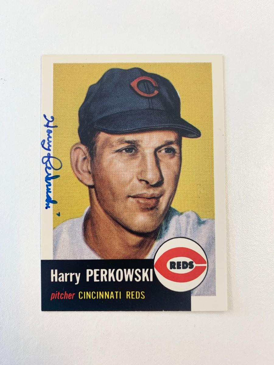 Harry Perkowski signed baseball card | EstateSales.org