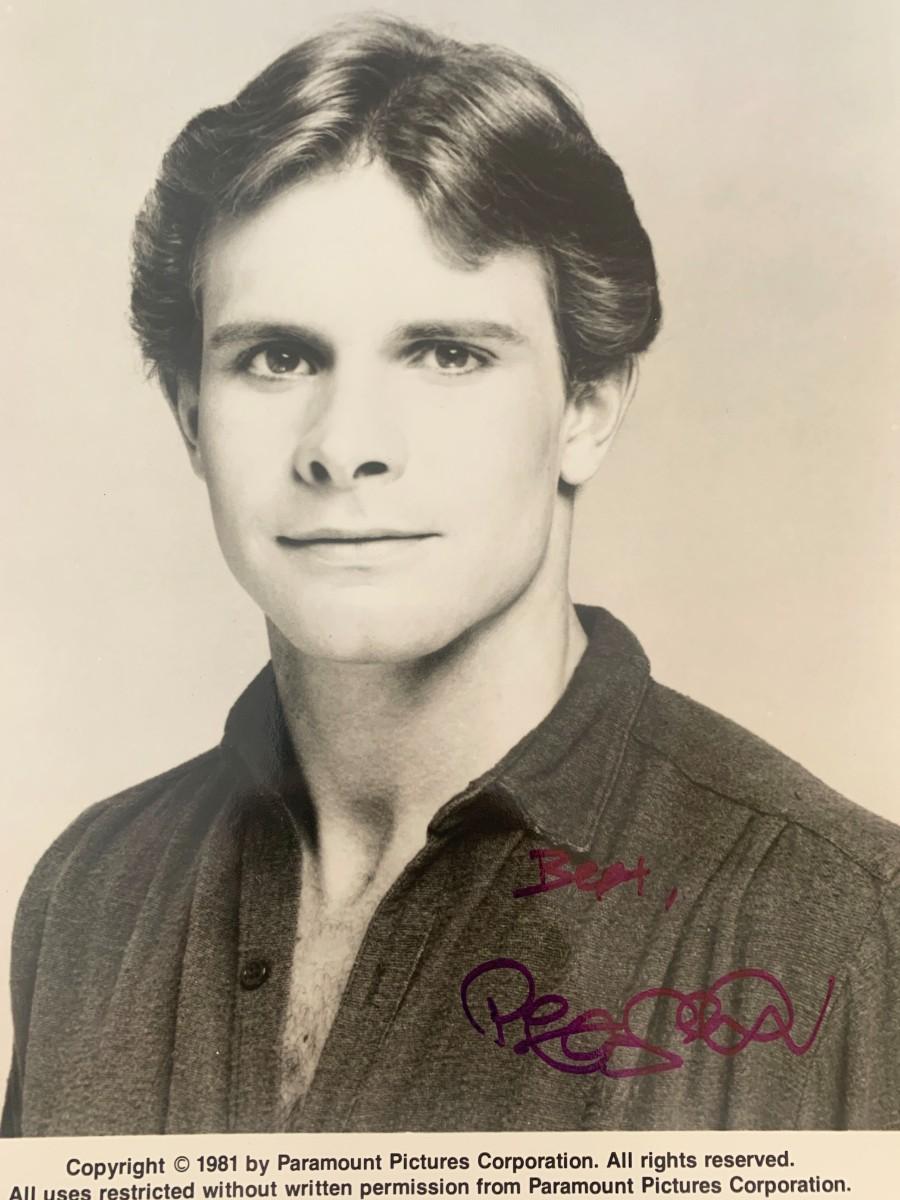 Peter Scolari singed photo | EstateSales.org