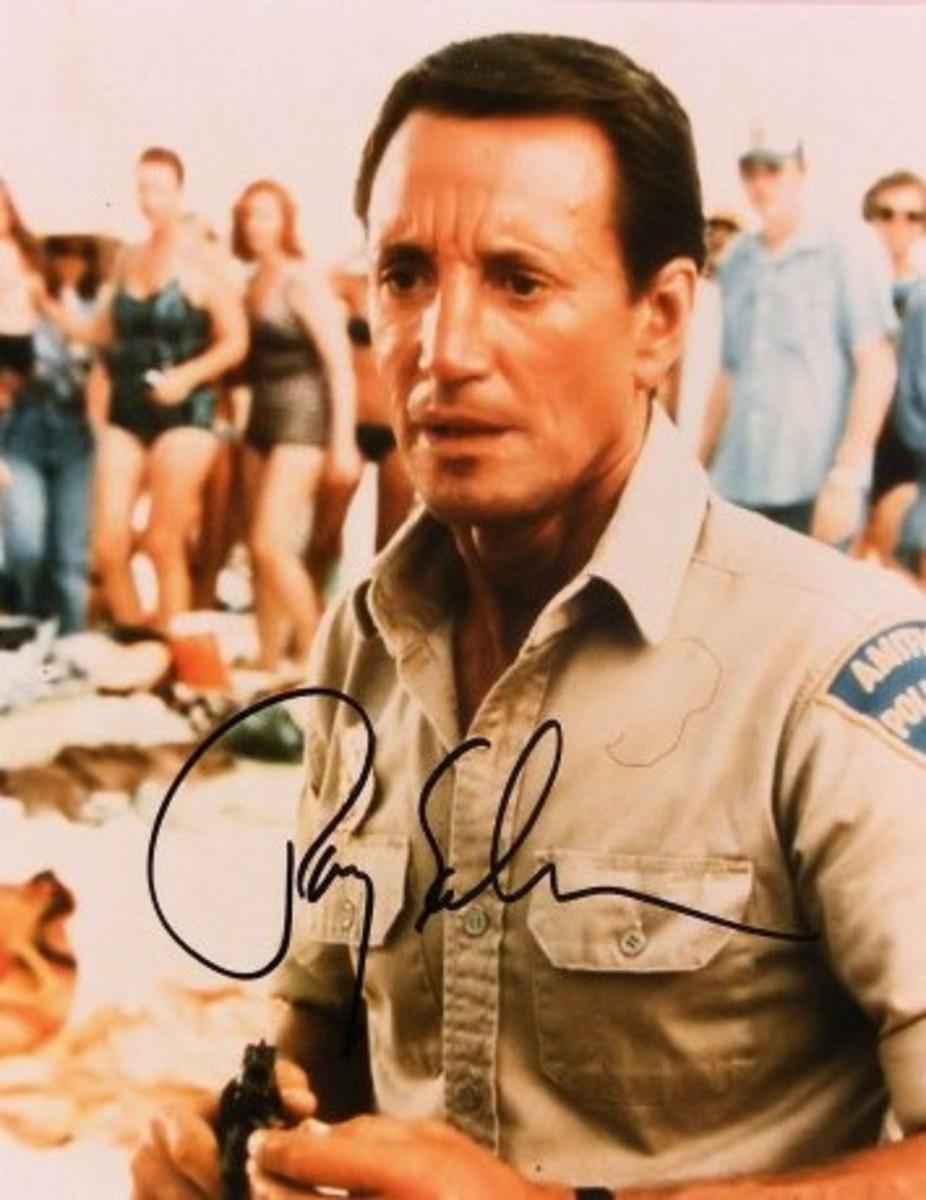 Roy Scheider signed Jaws movie photo | EstateSales.org