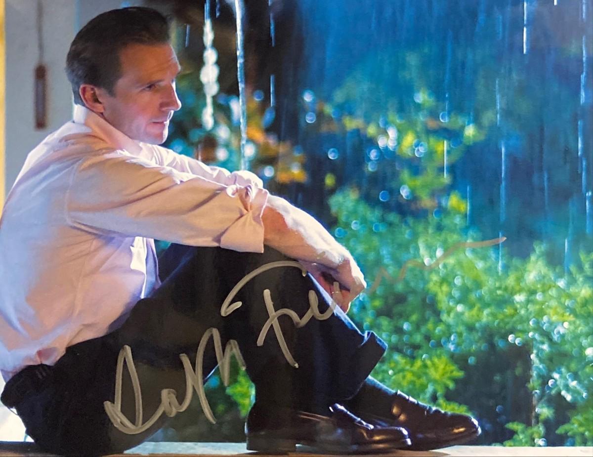 The Constant Gardener Ralph Fiennes Signed Photo | EstateSales.org