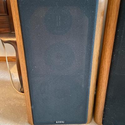 Infinity RS 4000 Speakers | EstateSales.org