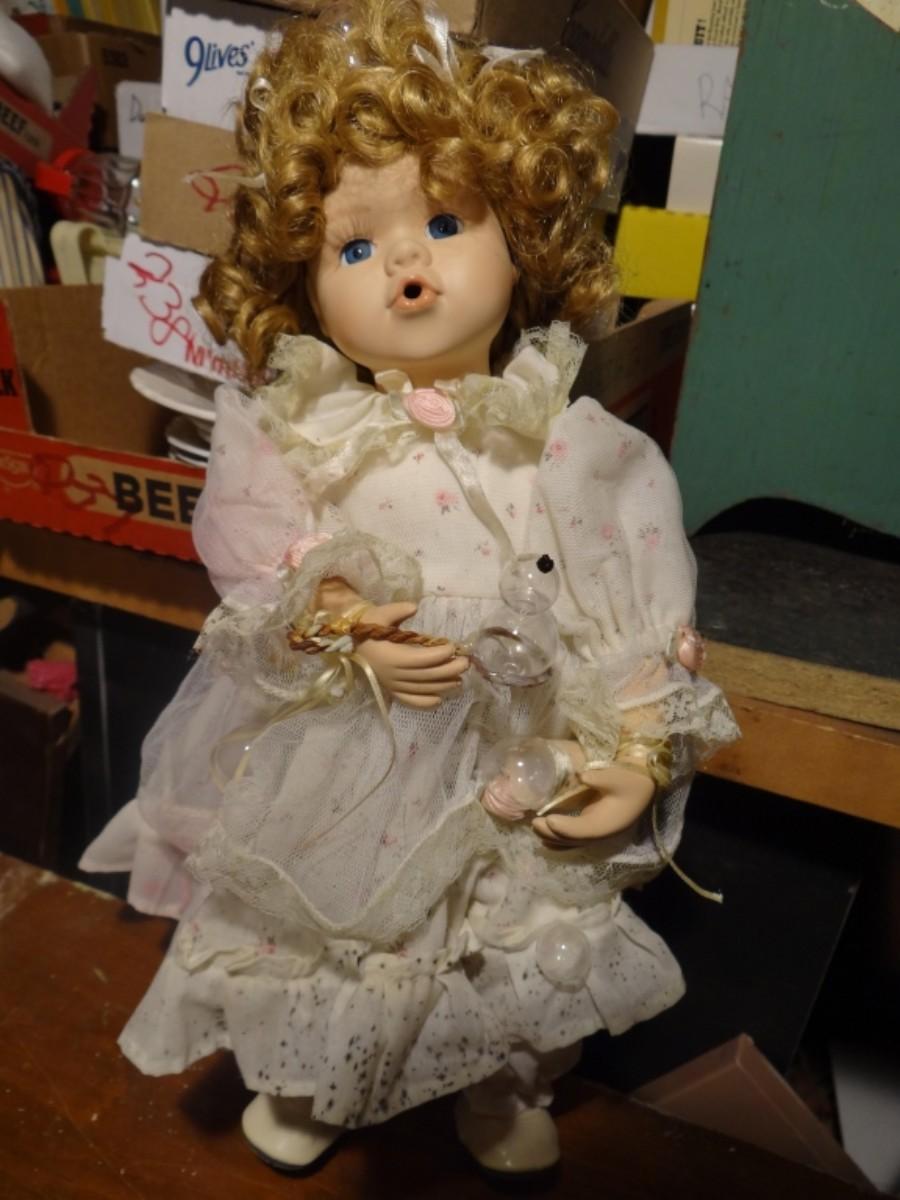 COLLECTIBLE PORCELAIN DOLLS | EstateSales.org