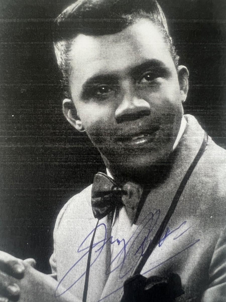 Jimmy Ruffin signed photo | EstateSales.org
