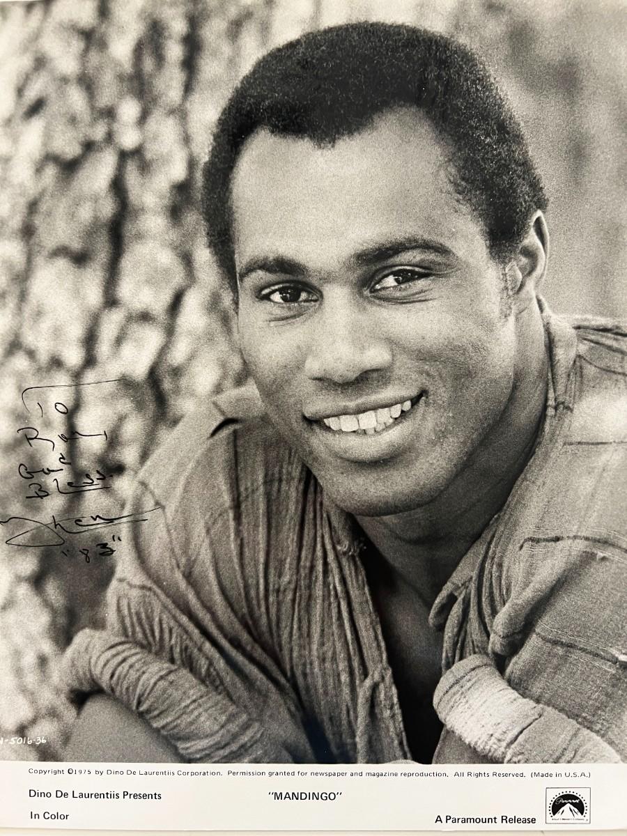 Mandingo Ken Norton signed photo | EstateSales.org
