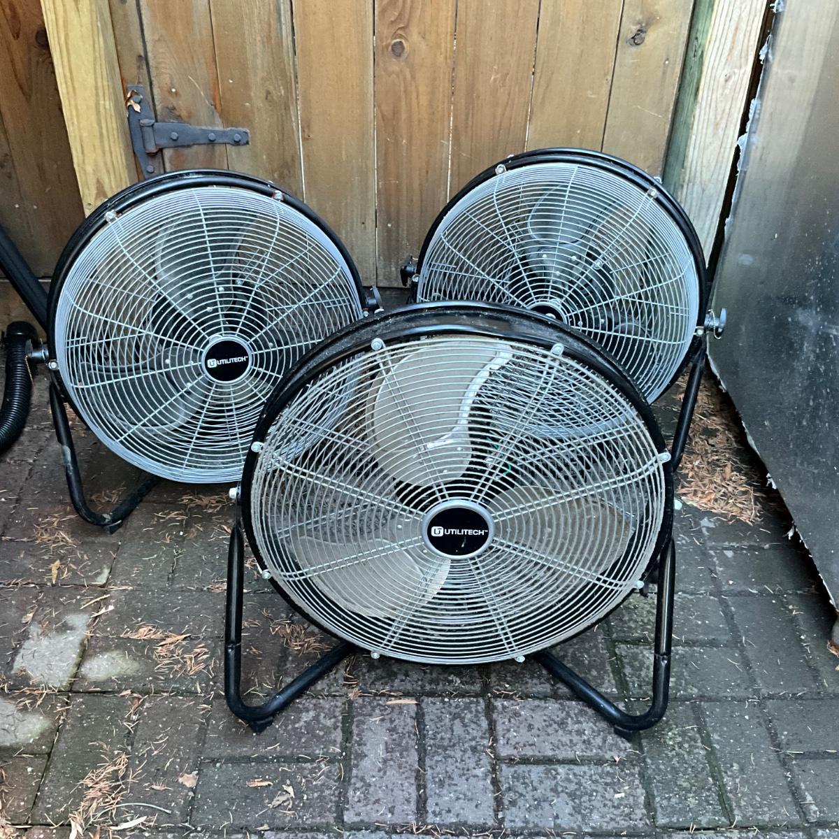 271 Qty 3 Utilitech Three Speed Fans | EstateSales.org