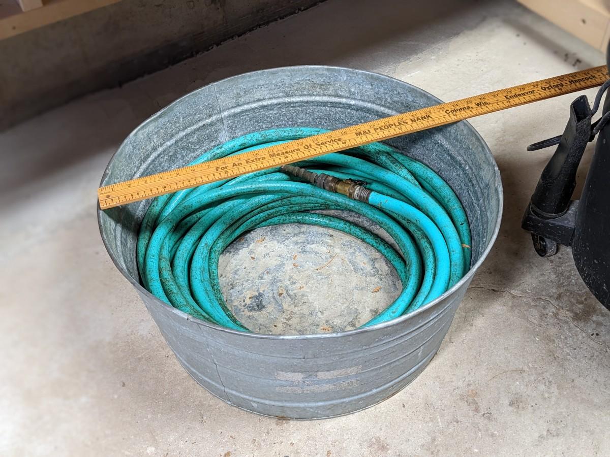 Metal Wash Tub with Nice Hose and Sprayer | EstateSales.org