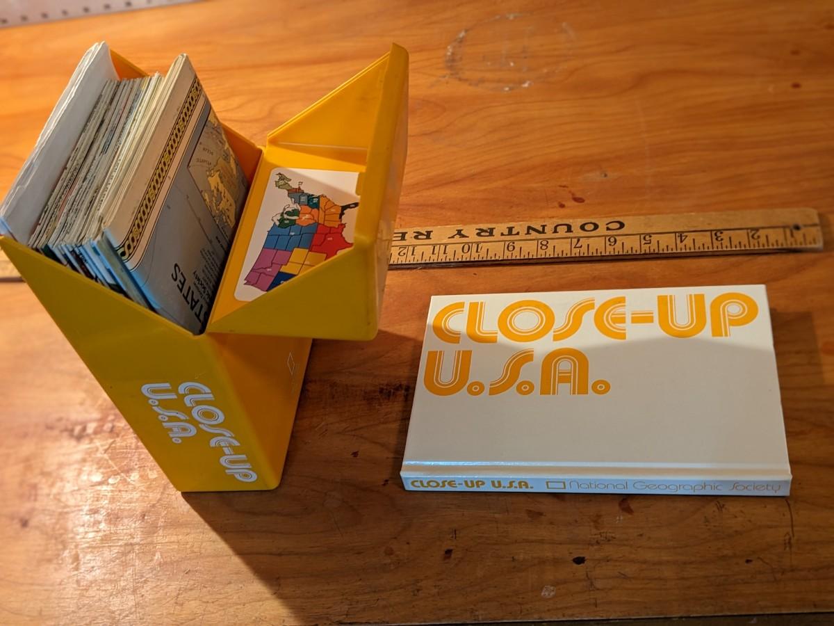 Close-up USA Plastic Box set with Maps | EstateSales.org