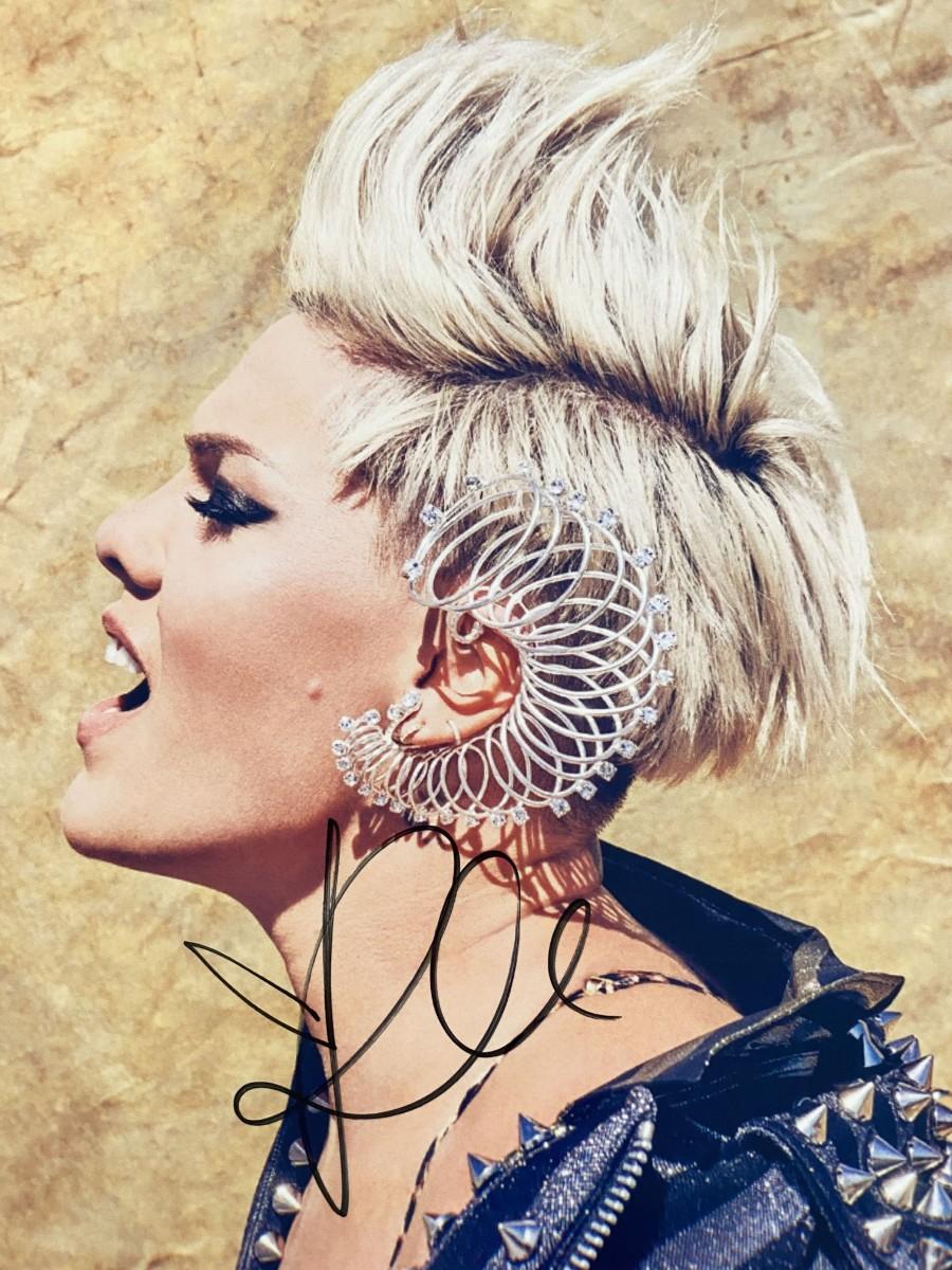 Pink signed photo | EstateSales.org