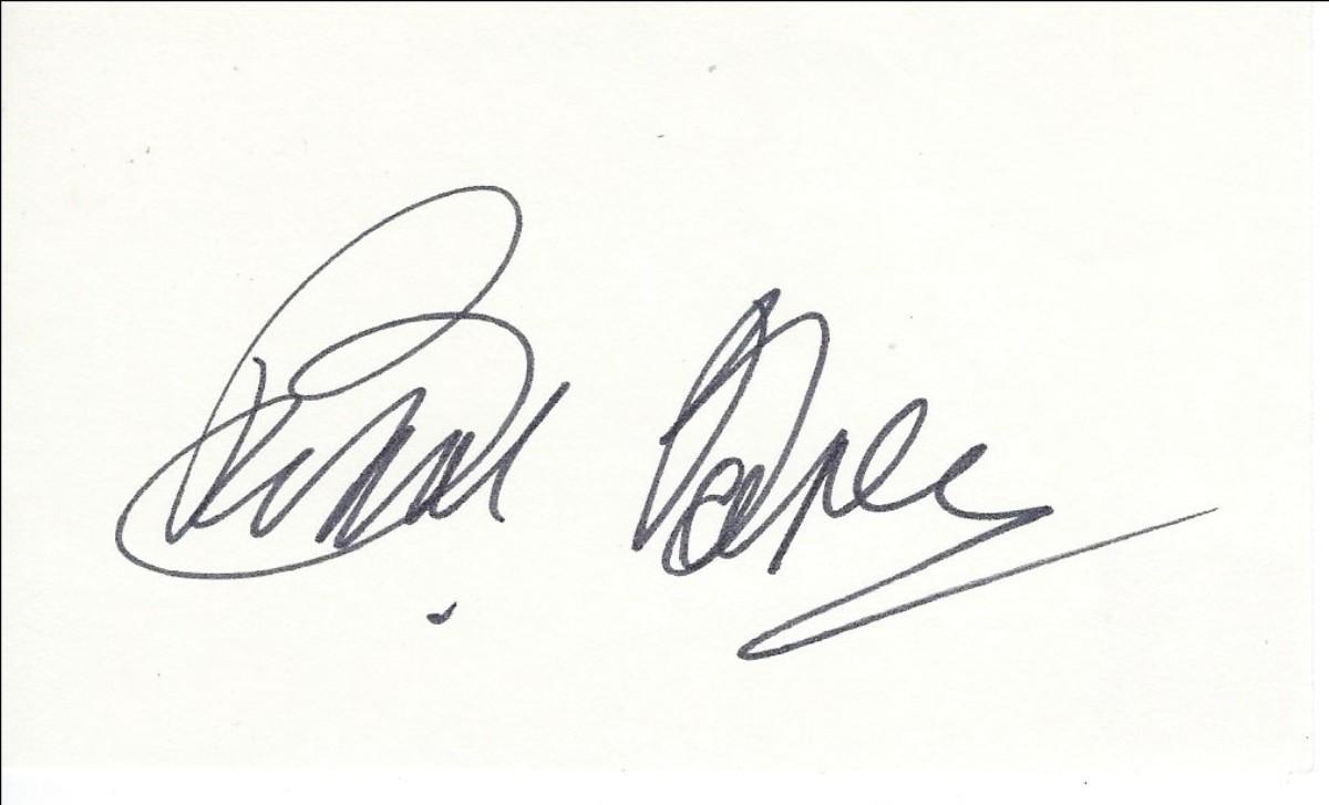 Binnie Barnes signature | EstateSales.org