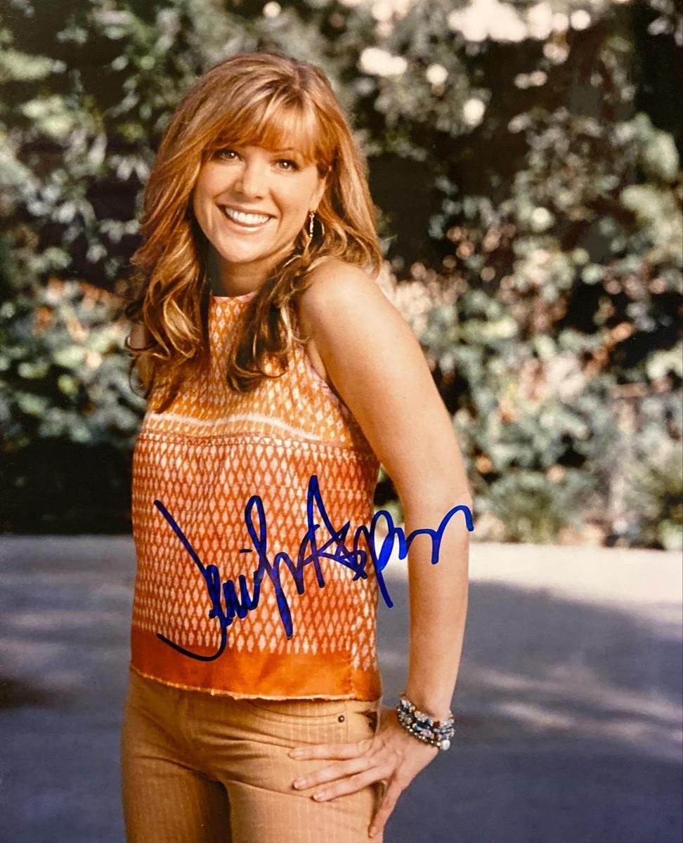 Jennifer Aspen signed photo | EstateSales.org