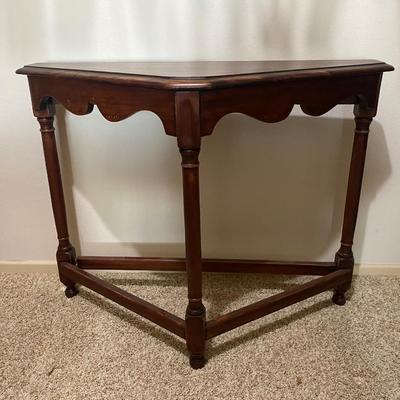 Vintage Antique Oak Triangle Shaped Console Corner Table | EstateSales.org
