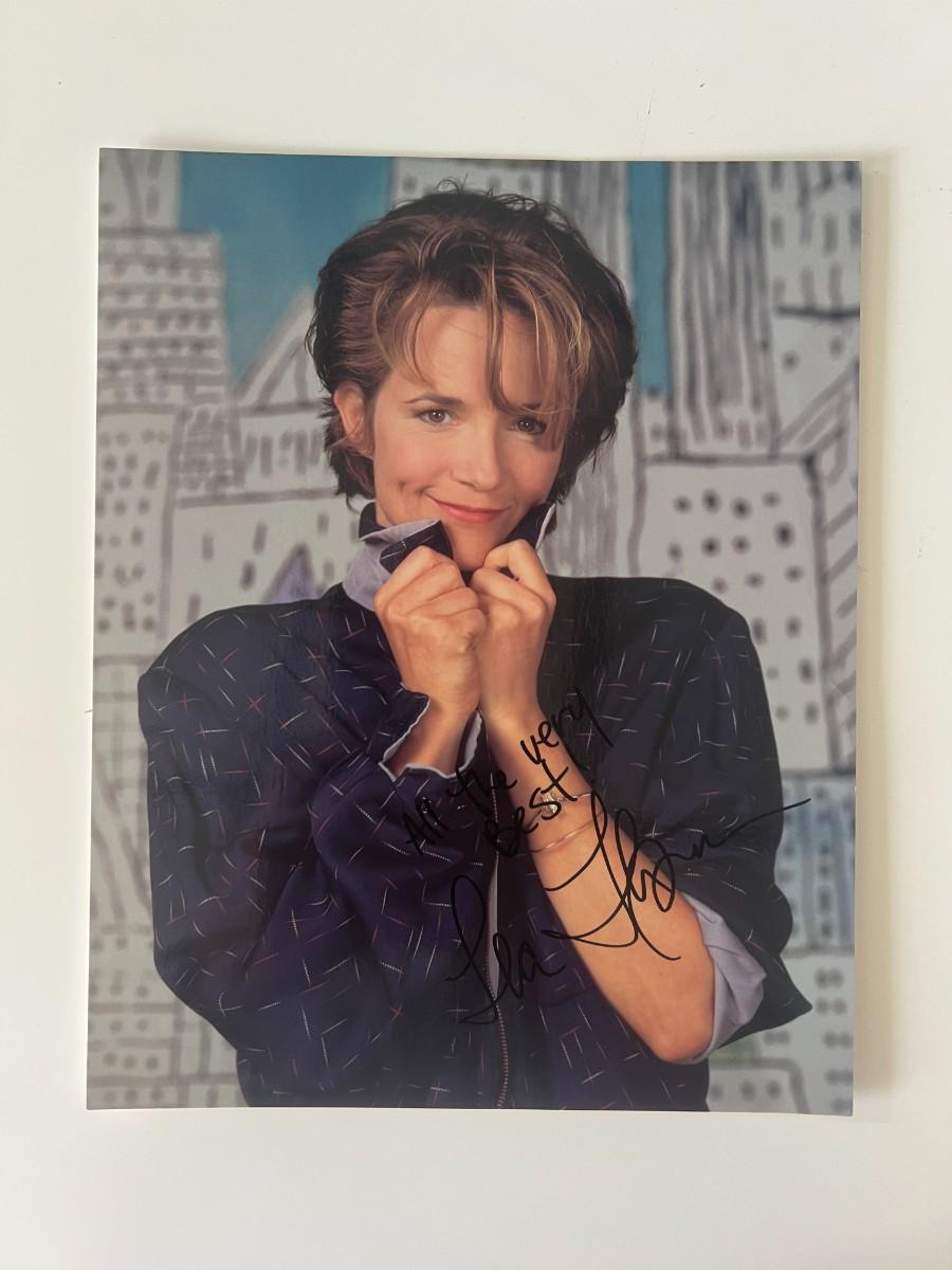 Caroline in the City Lea Thompson signed photo | EstateSales.org