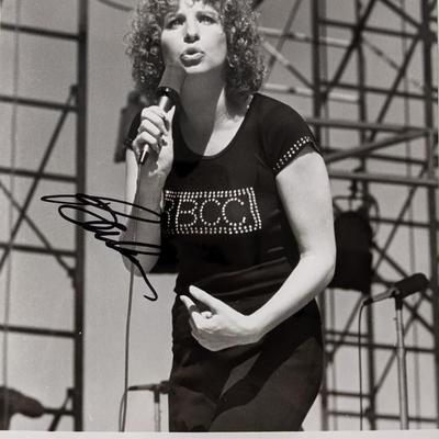 Susan Kiger signed photo | EstateSales.org