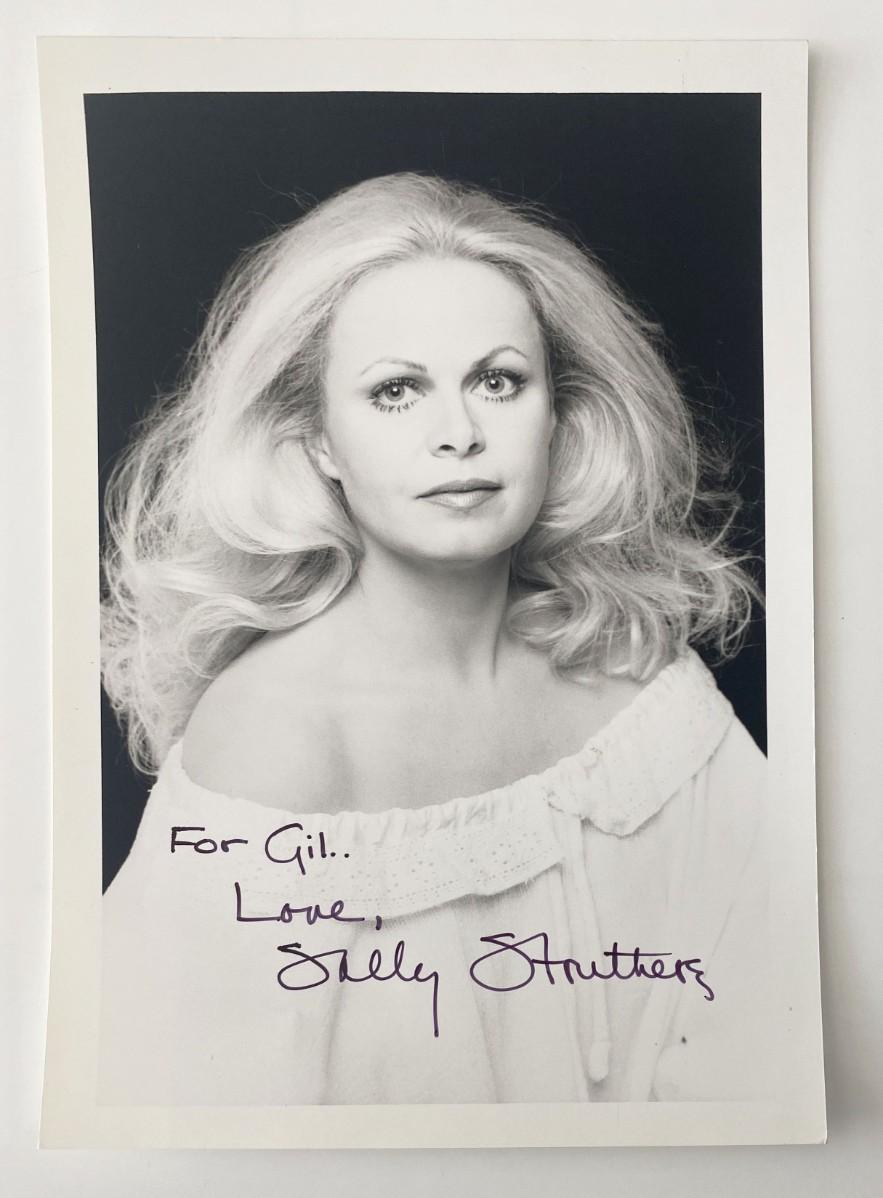 All In The Family Sally Struthers signed photo | EstateSales.org
