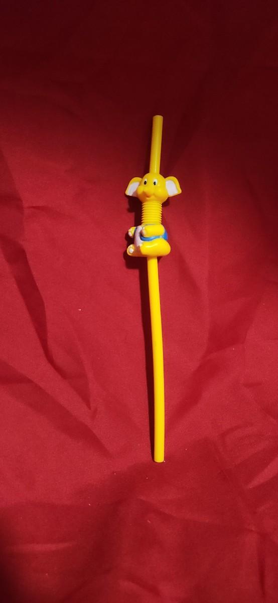Yellow elephant straw | EstateSales.org