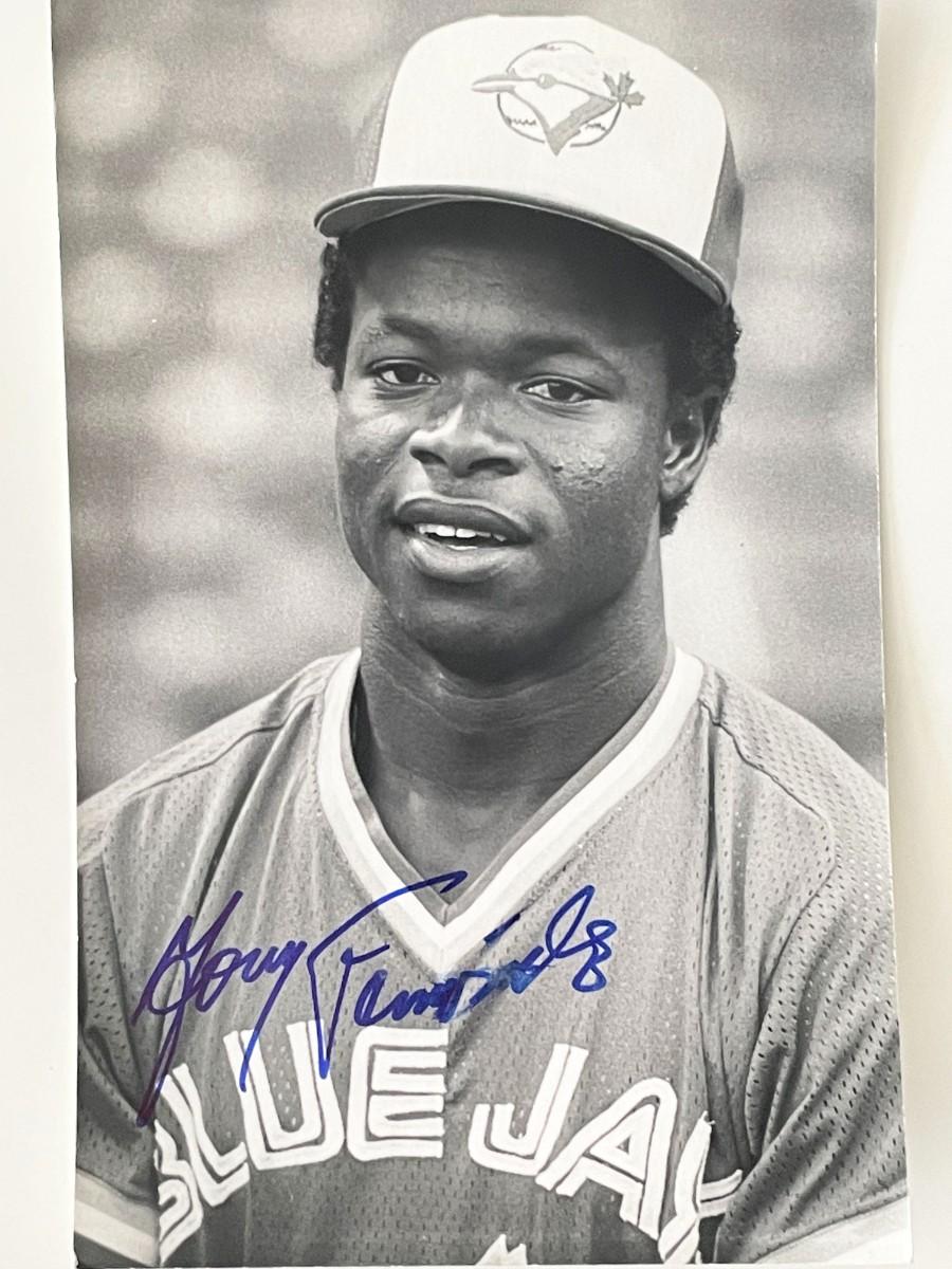 Toronto Blue Jays Tony Fernandez signed photo | EstateSales.org