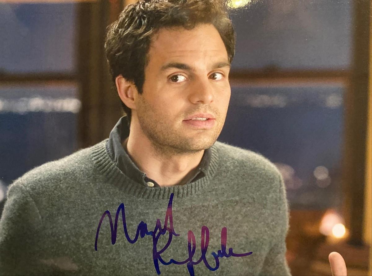 Mark Ruffalo signed photo | EstateSales.org