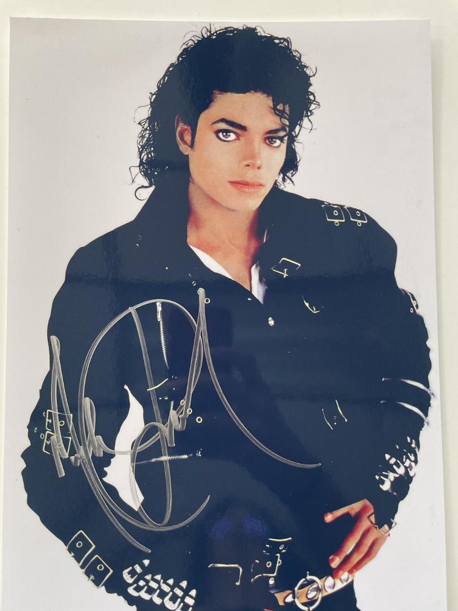 Michael Jackson signed photo | EstateSales.org