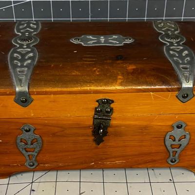 Iron Banded Cedar Box with Dove Tailed Corners. | EstateSales.org