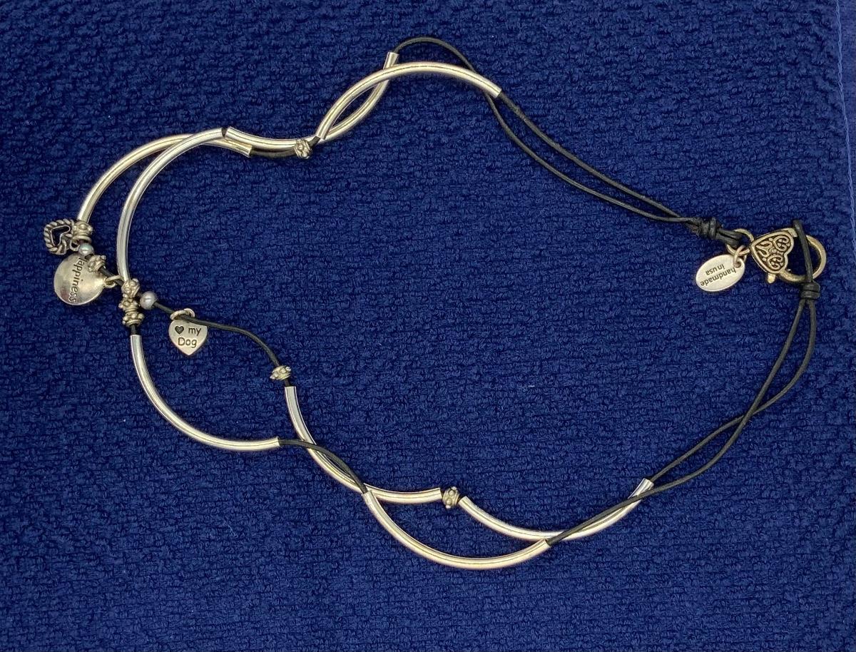 Lizzy James necklace | EstateSales.org