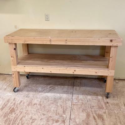 Custom Built Rolling Work Bench | EstateSales.org