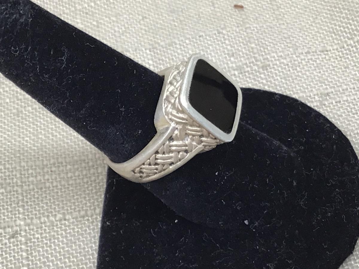 Large Chunky 925 Statement Ring | EstateSales.org