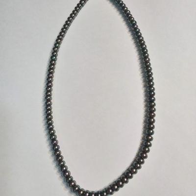 GENUINE IRIDESCENT HANORA PEARL NECKLACE | EstateSales.org