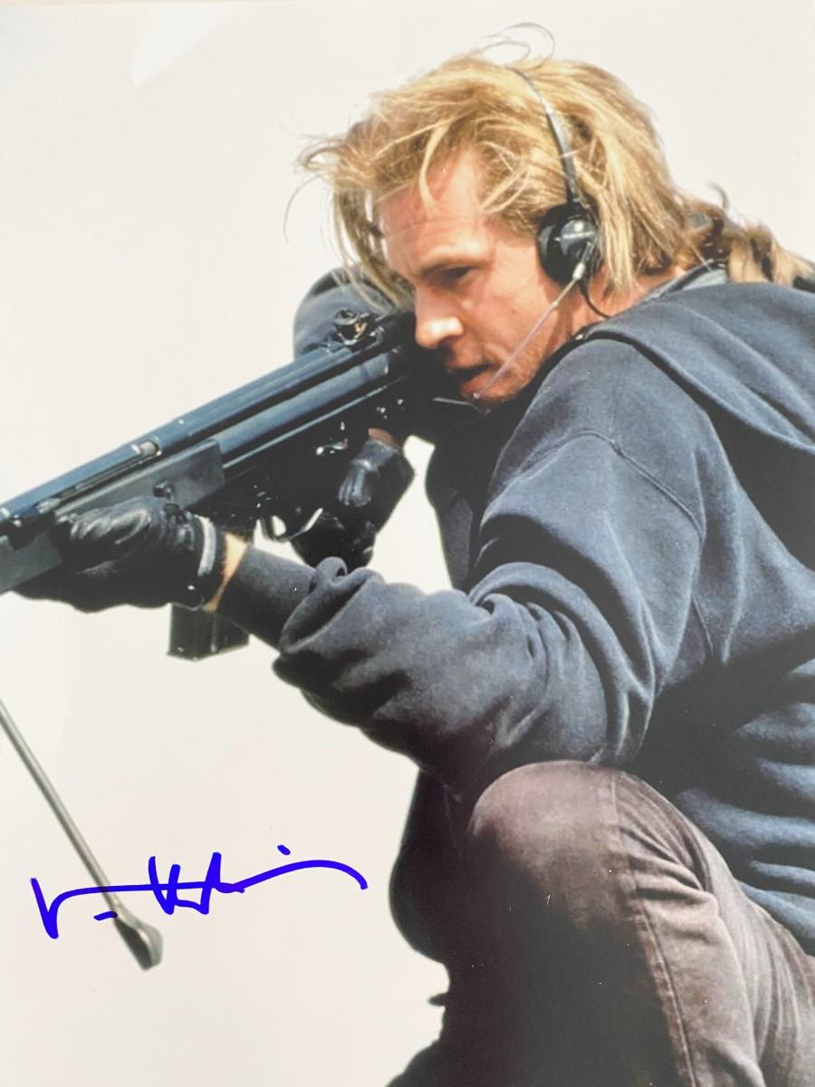 Heat Val Kilmer Signed Movie Photo | EstateSales.org