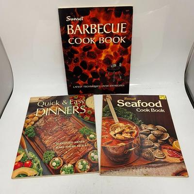 Vintage Lot of Sunset Magazine Cookbooks Barbeque Seafood Quick & Easy ...