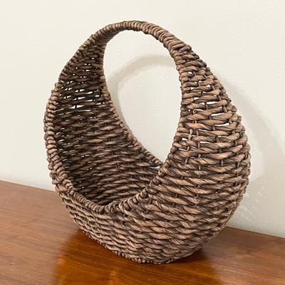 Woven Half Moon Basket | EstateSales.org