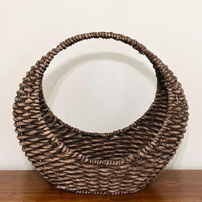 Woven Half Moon Basket | EstateSales.org