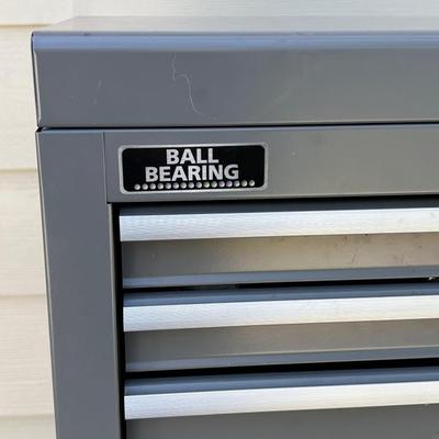HDX ~ Metal Rolling Stocked Tool Box ~ *Read Details | EstateSales.org