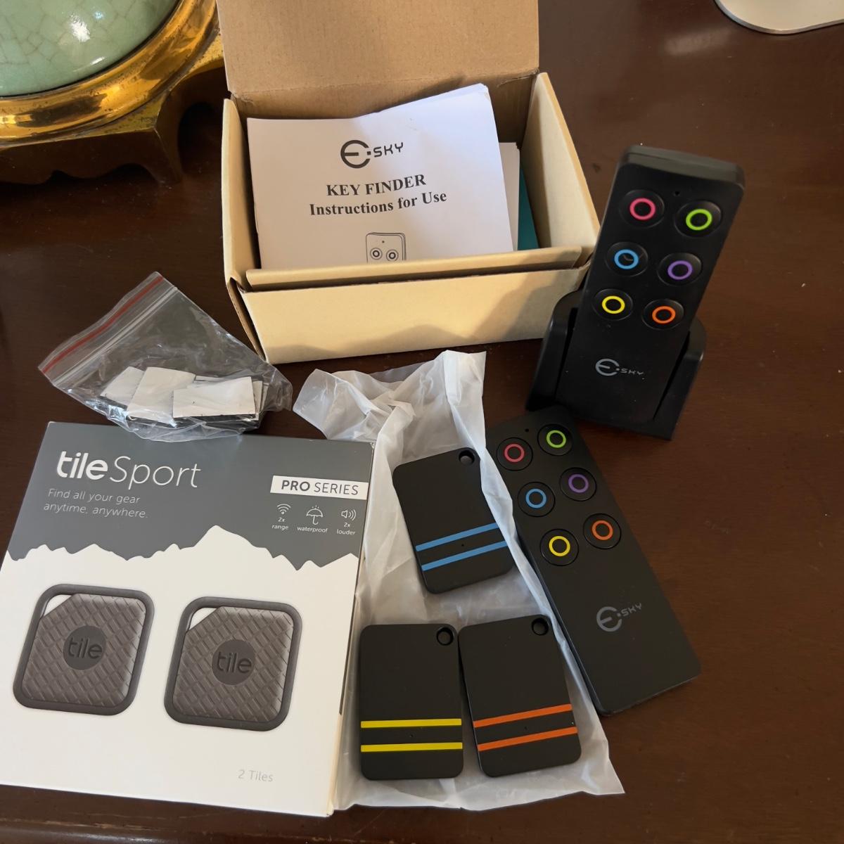 1914 Lot of tile Sport Pro Series Track Your Gear and SkyKey Finder ...